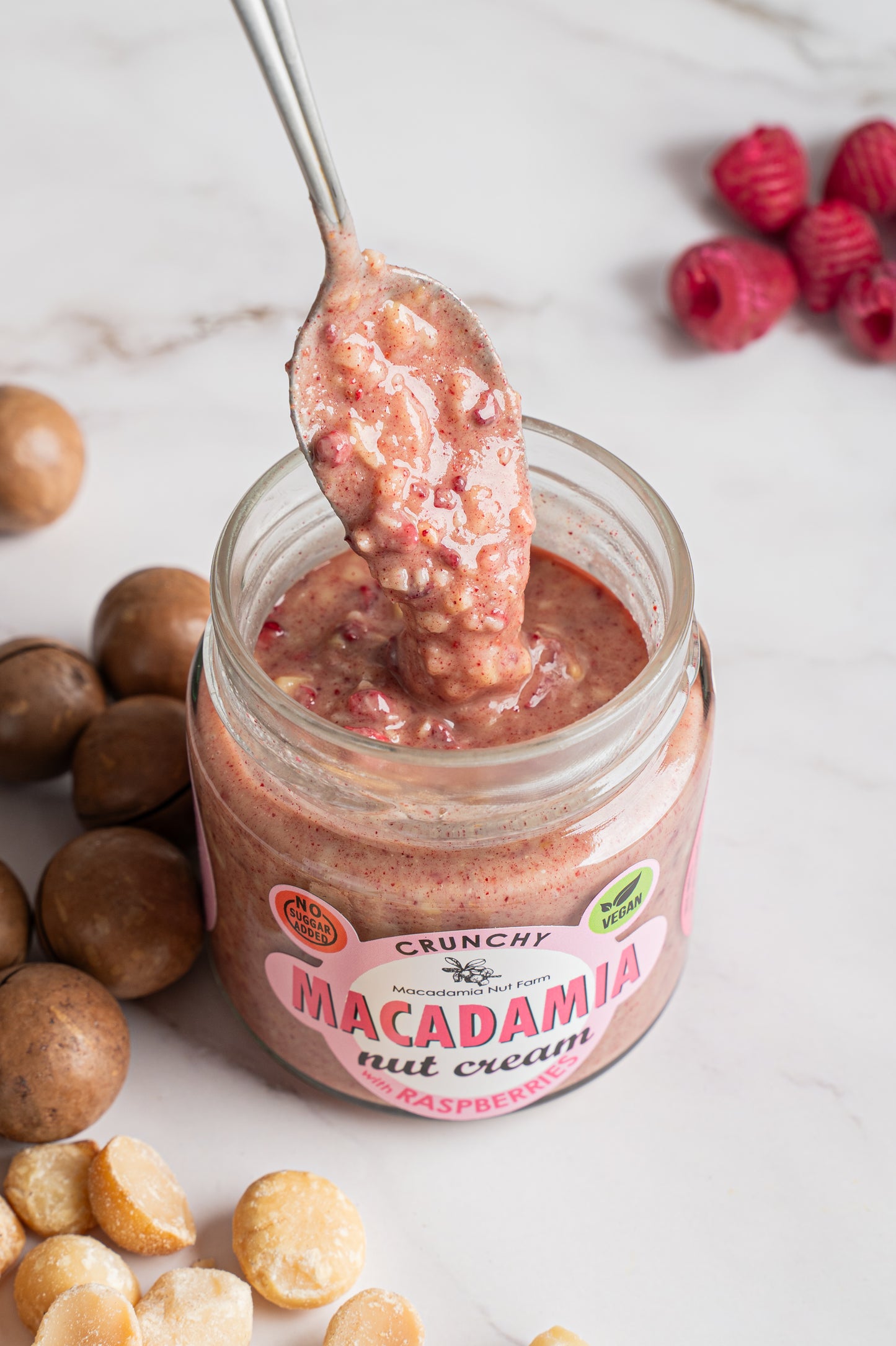 Makadamijos riešutų kremas RASPBERRY – Macadamia Nut Farm LT